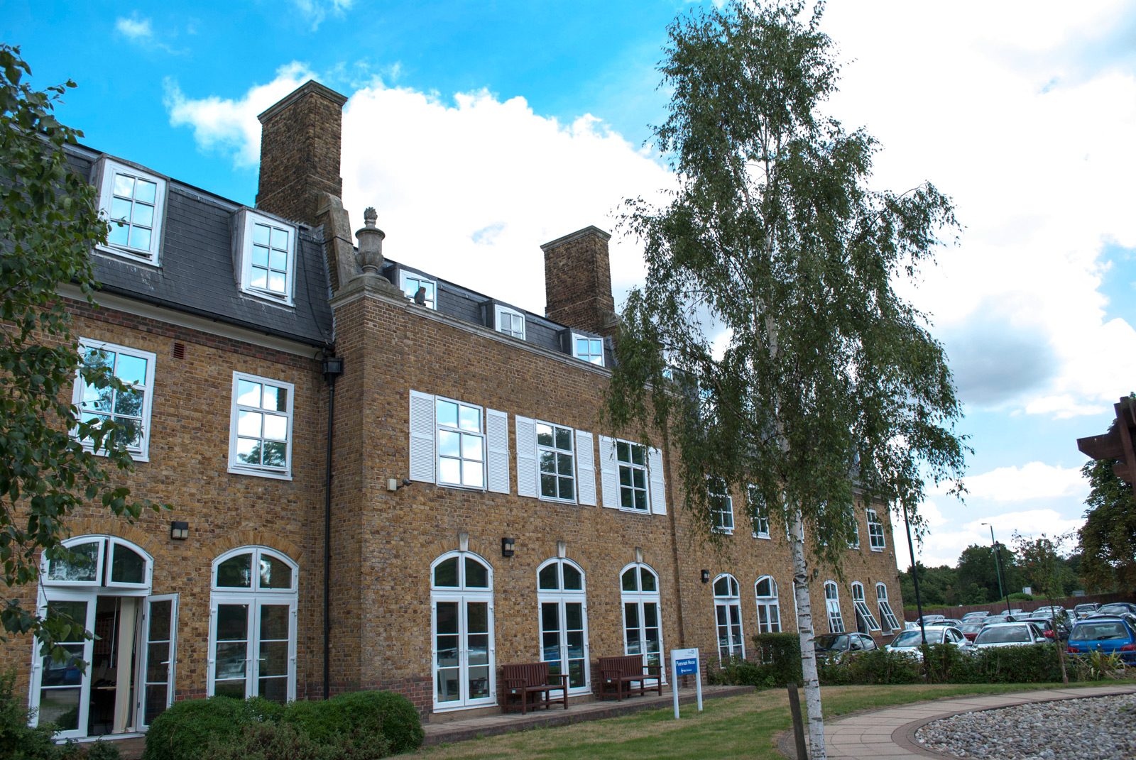 Oxleas and Isosec Partnership for Clinical Mobile Access